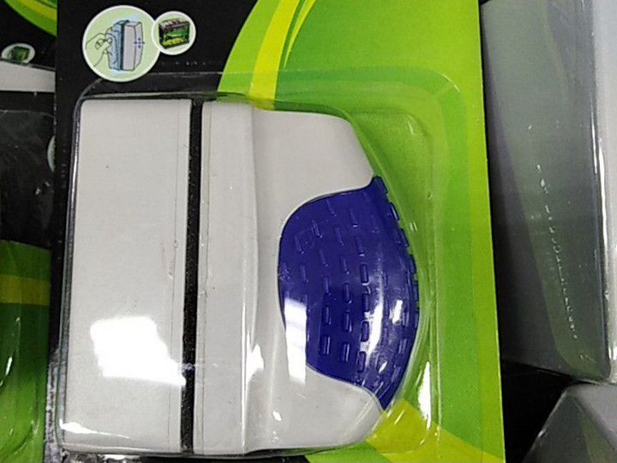 Магнит -скребок.все размеры.Чистка стекол