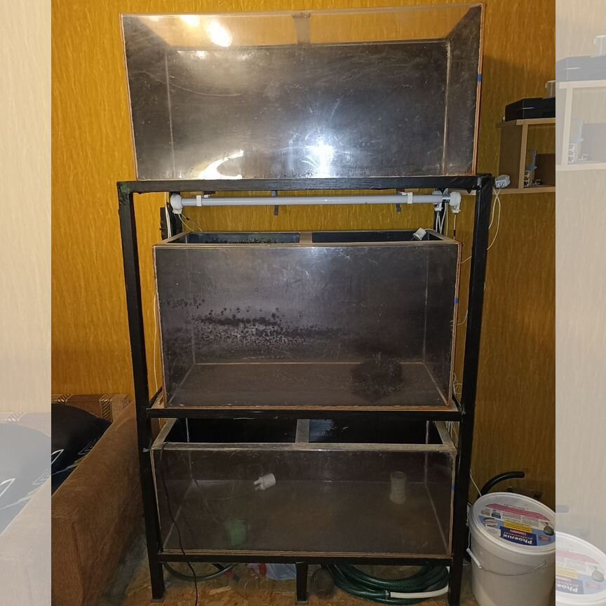 Аквариумная стойка