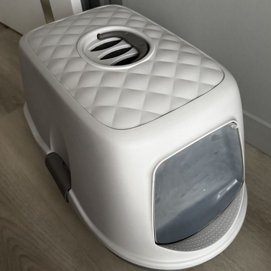 Закрытый лоток для кошек