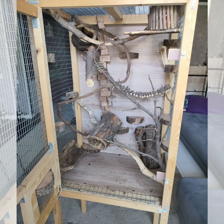 Клетка для животного большая самодельная