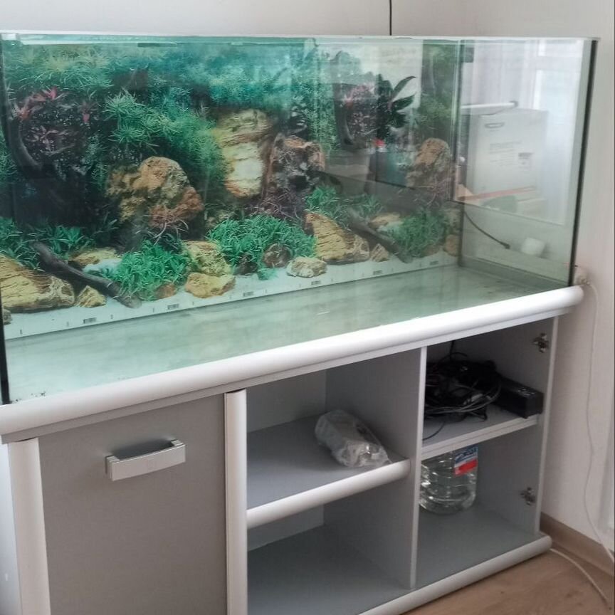 Аквариум 360 литров с тумбой и светильником