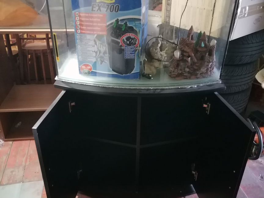 Аквариум с тумбой