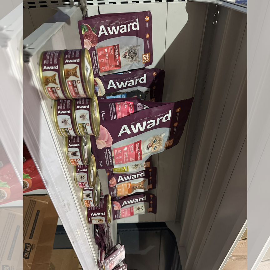 Корм для кошек и собак