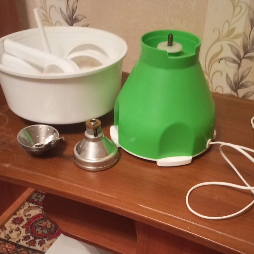 Сепаратор для молока электрический