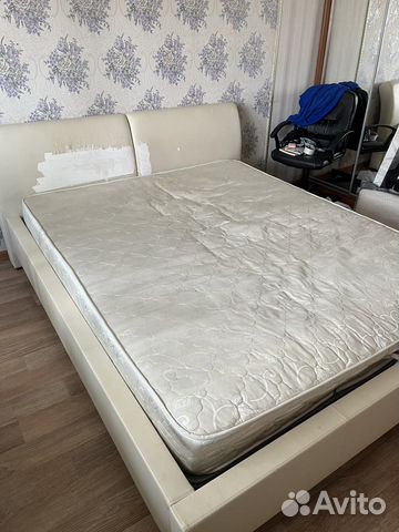 Кровать двухспальная с матрасом бу купить в Новосибирске | Товары для ...