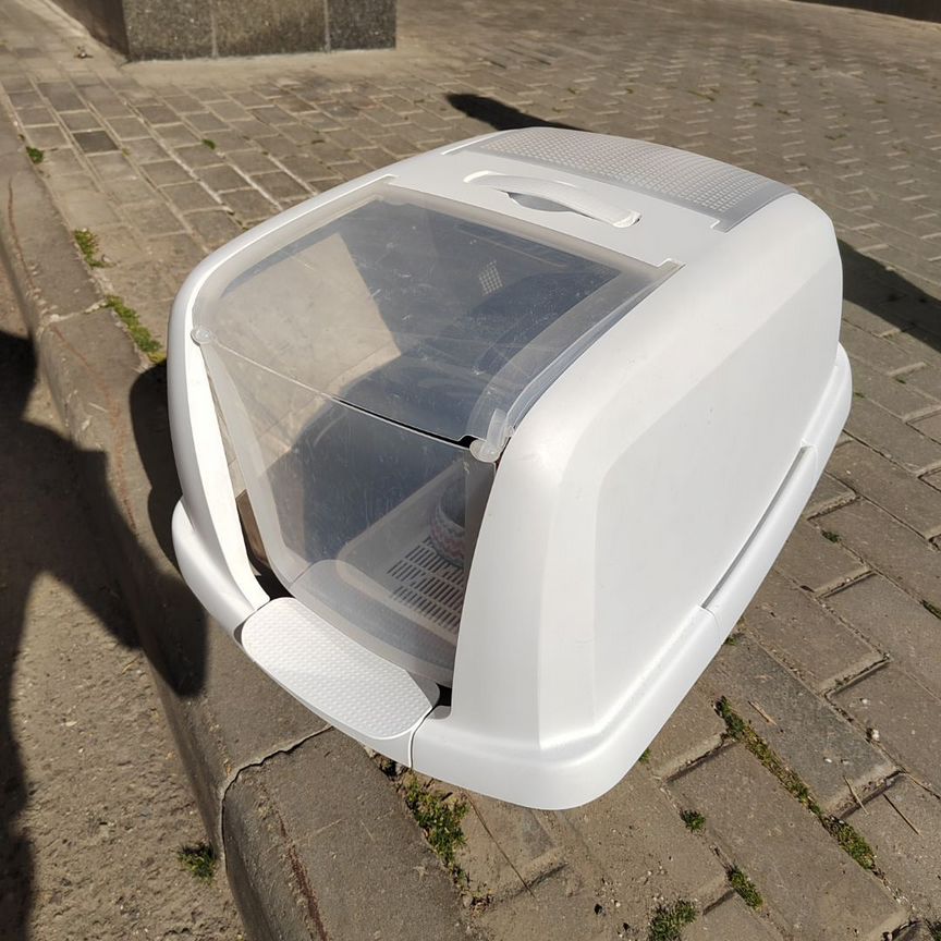 Кошачий туалет закрытый