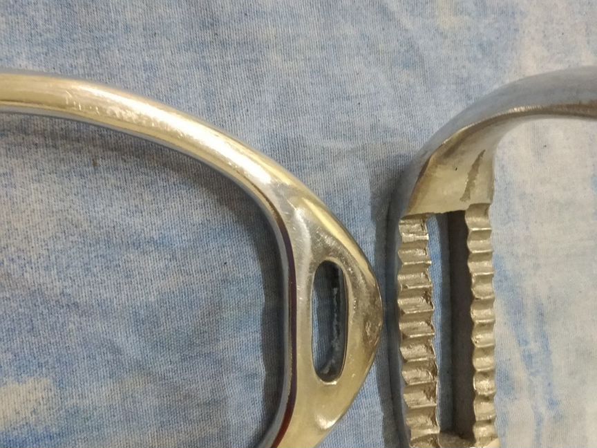 Стремена для лошади