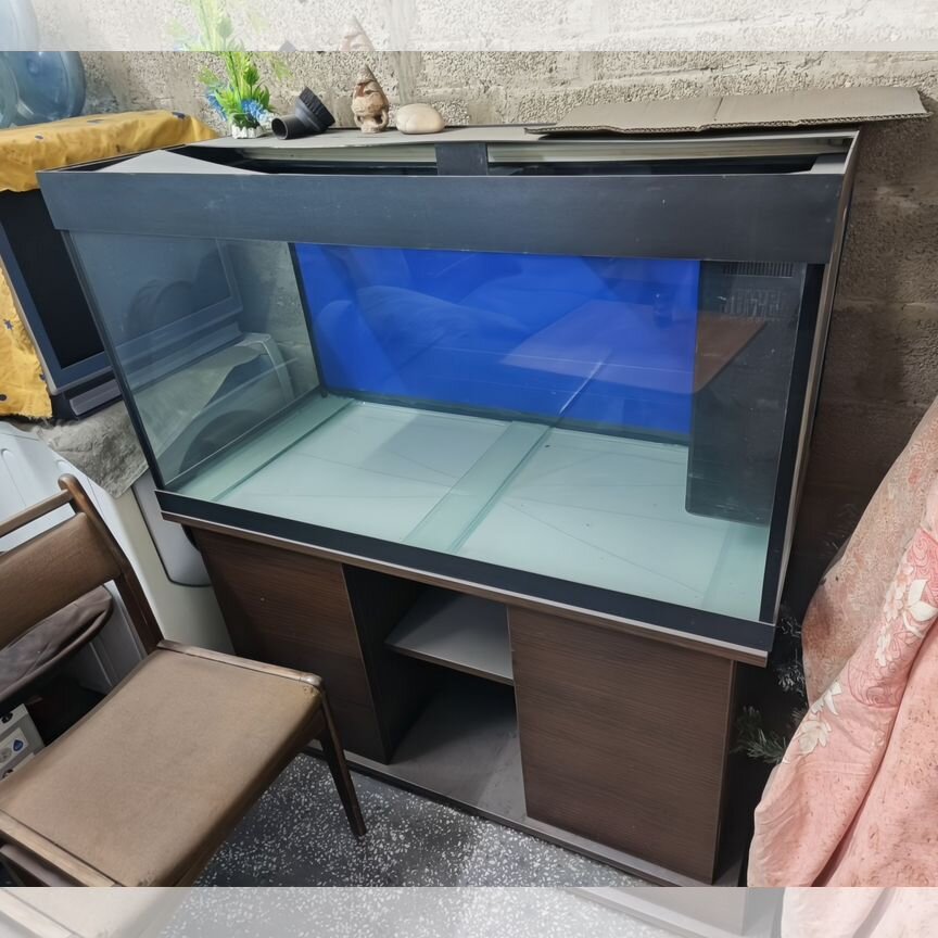 Аквариум с тумбой 350