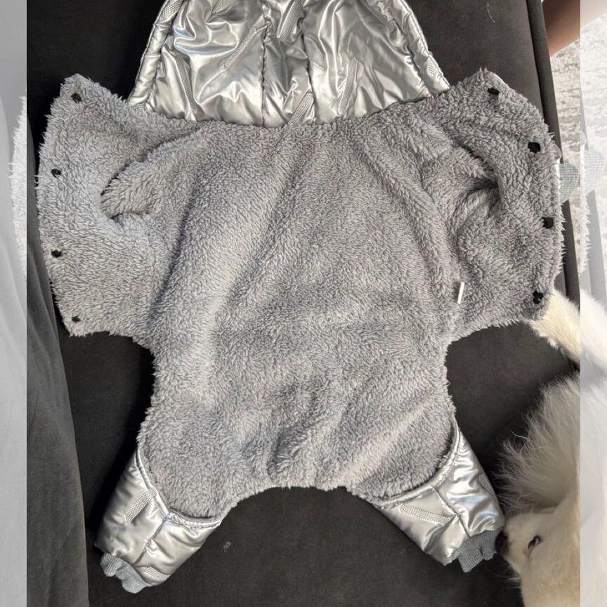 Зимний комбинезон для собак