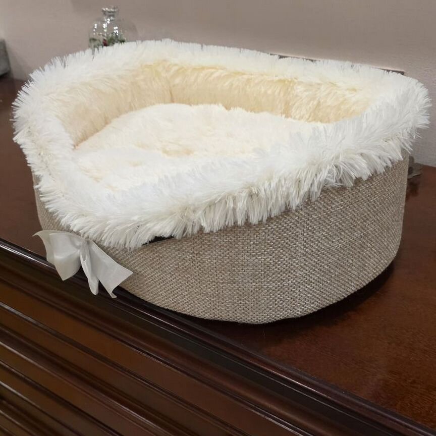 Лежанка для кошки