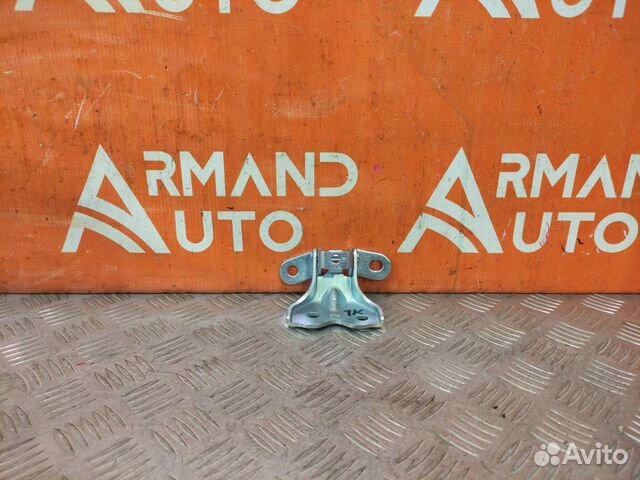 Петля двери нижняя передняя левая Hyundai Solaris купить в Москве ...