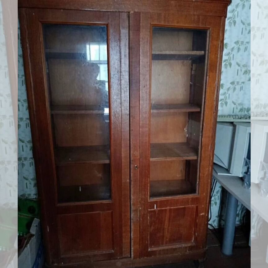 Шкафы двустворчатые 5 шт