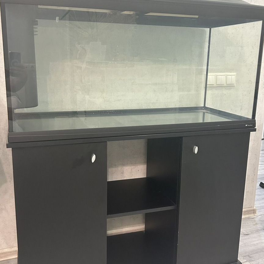 Аквариум с тумбой