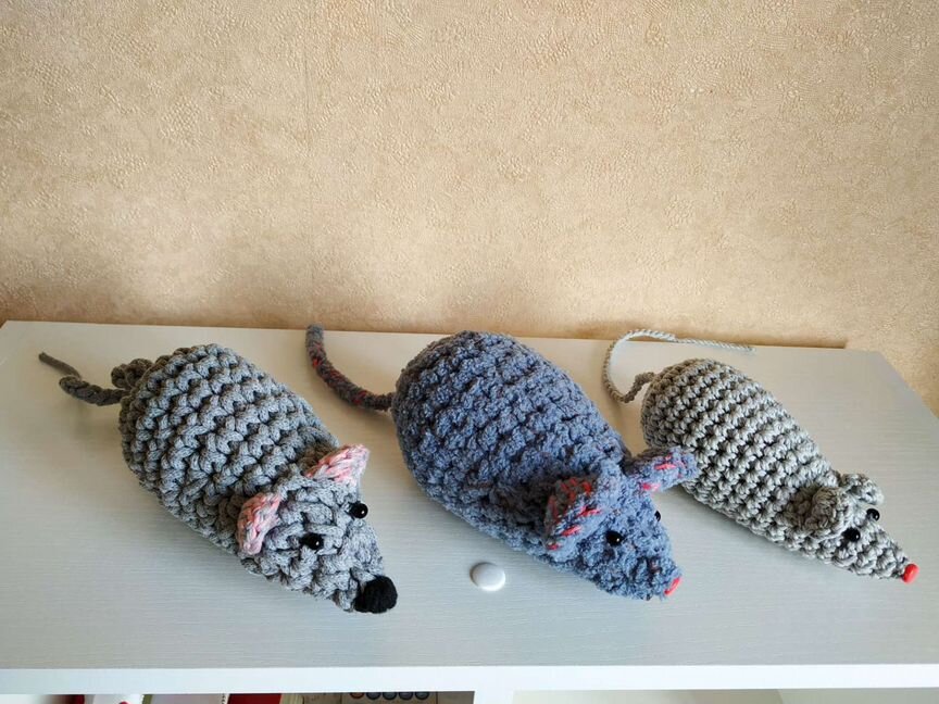 Вязаные игрушки для кошек и собак