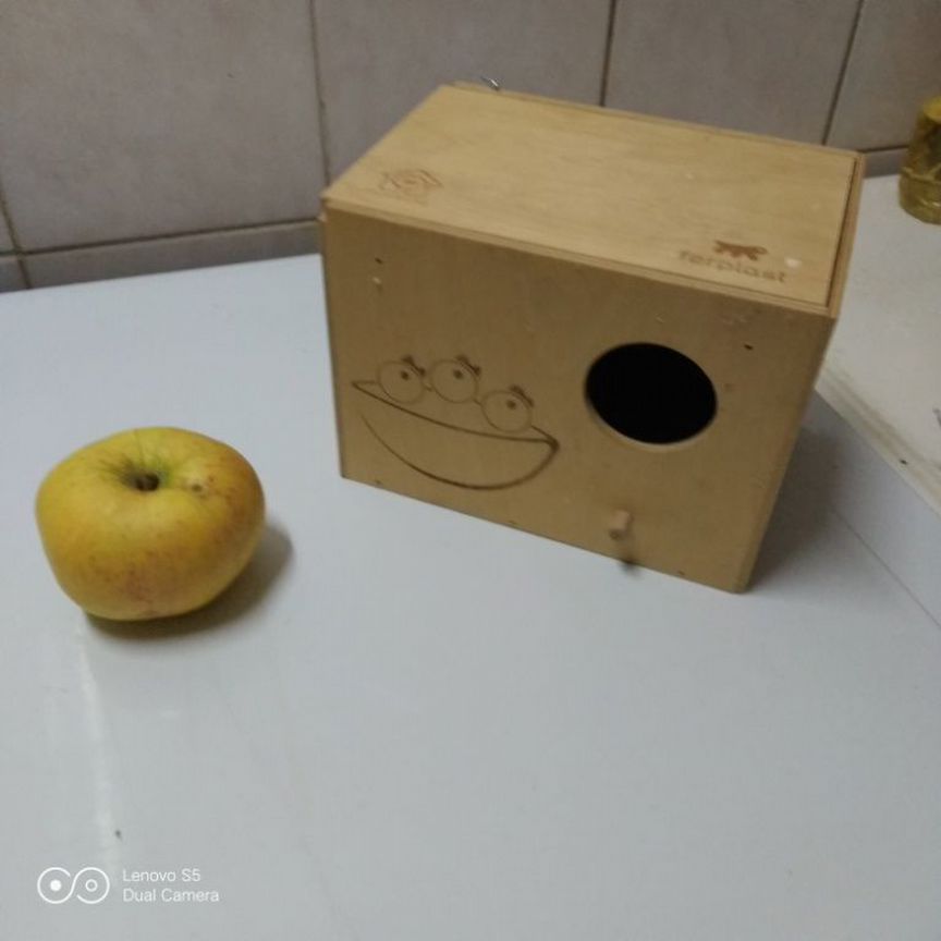 Домик для попугая дуплянка