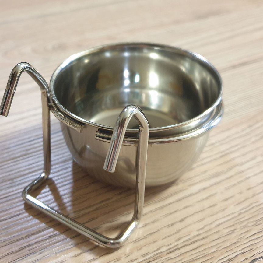 Миска для птиц и грызунов Triol 0,15 л