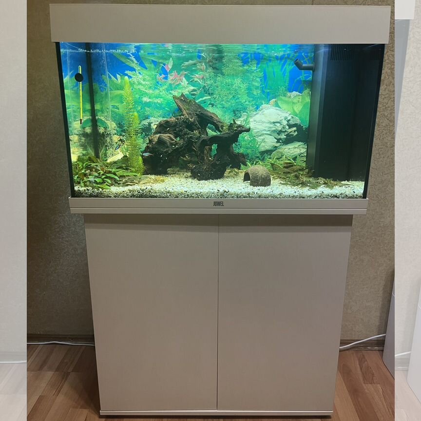 Аквариум с тумбой juwel