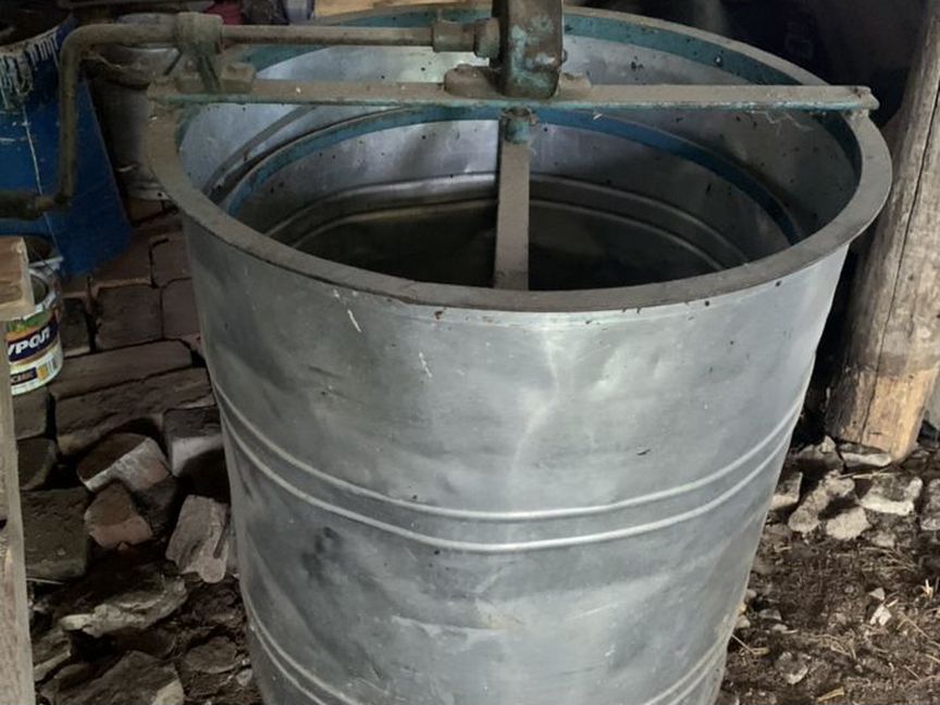 Медогонка бу 2 рамки