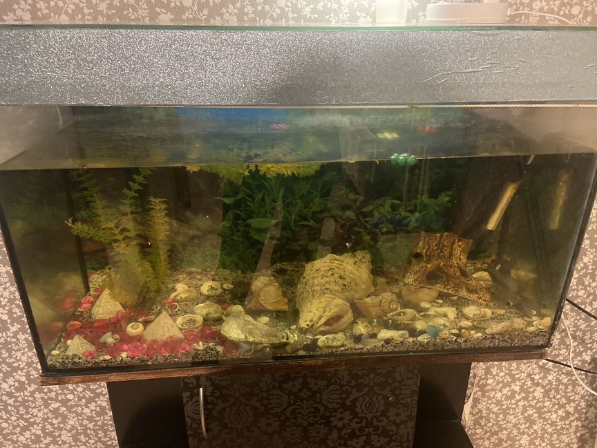 Аквариум с тумбой