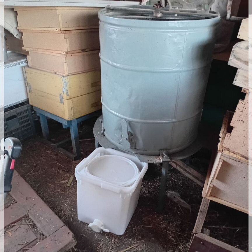 Медогонка бу 2 рамочная