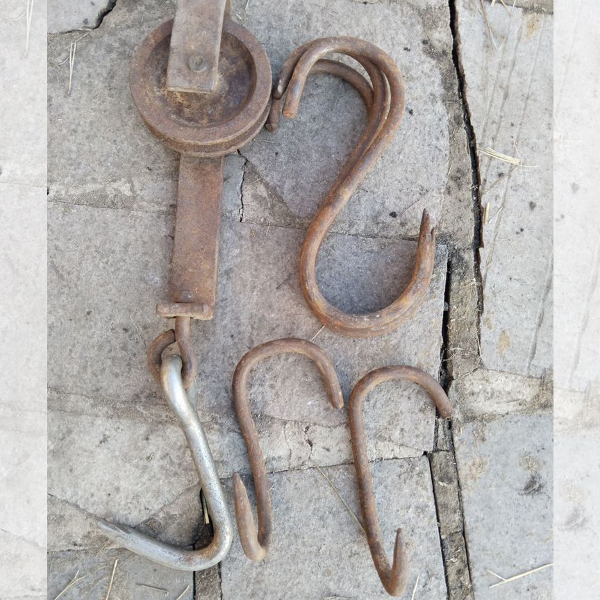 Крюки для подвешивания мяса