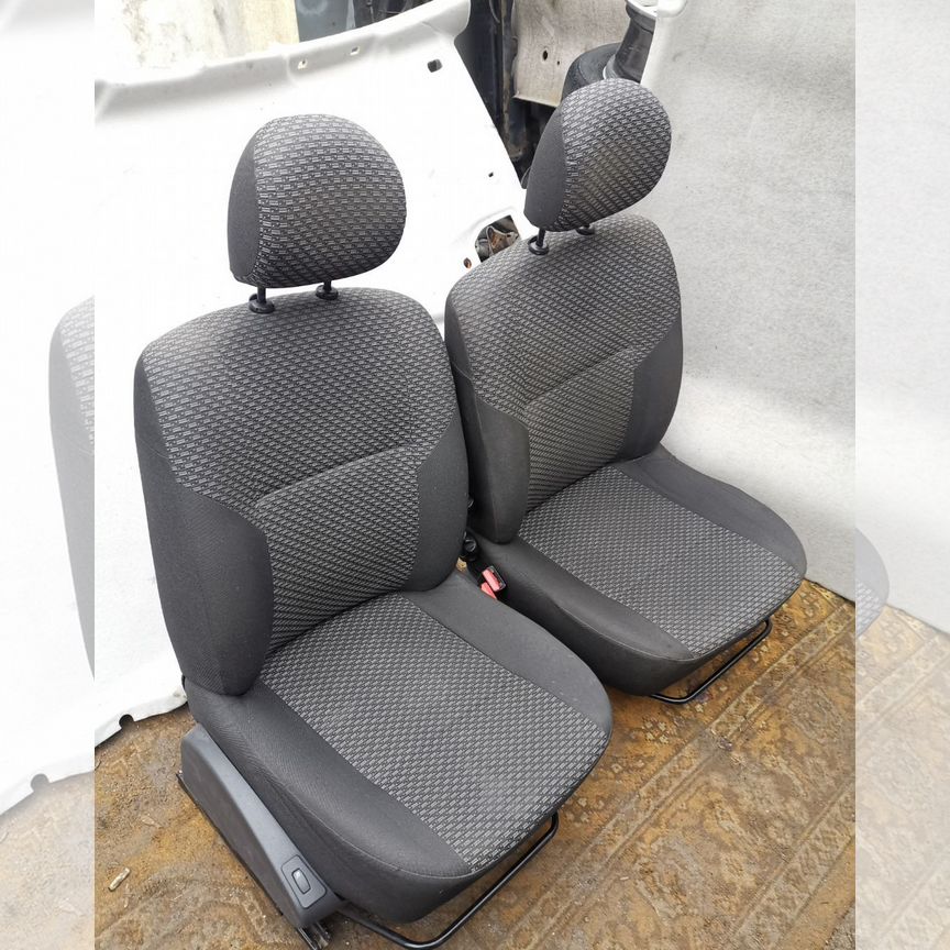 Сиденье Рено Сандеро 1. Логан 1. Ларгус