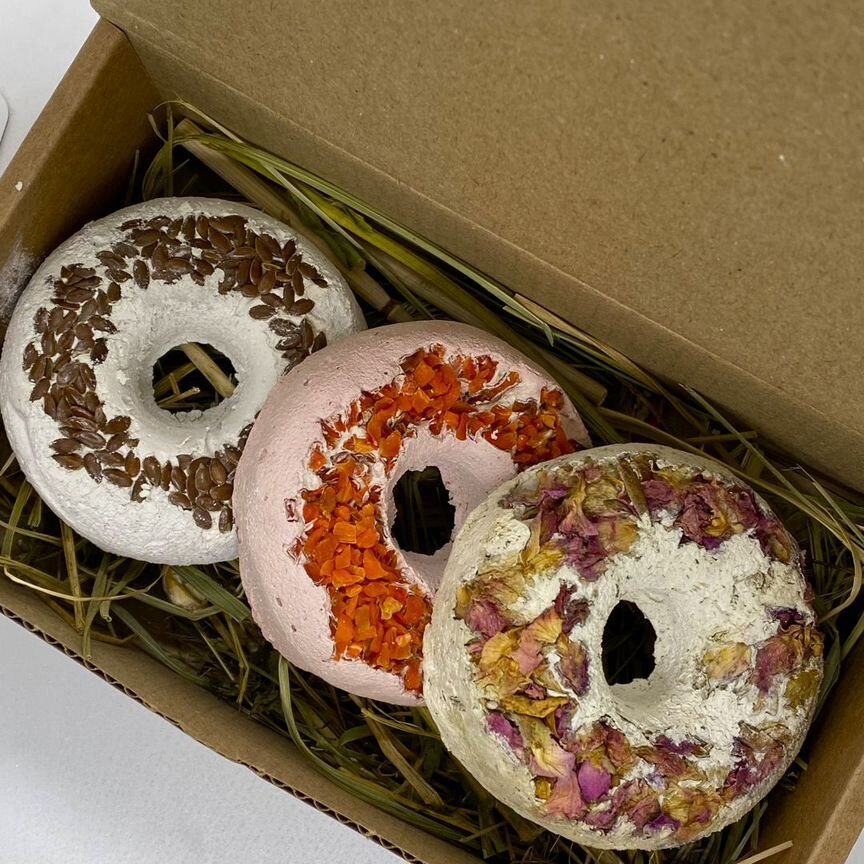 Погрызушка пончик для птиц