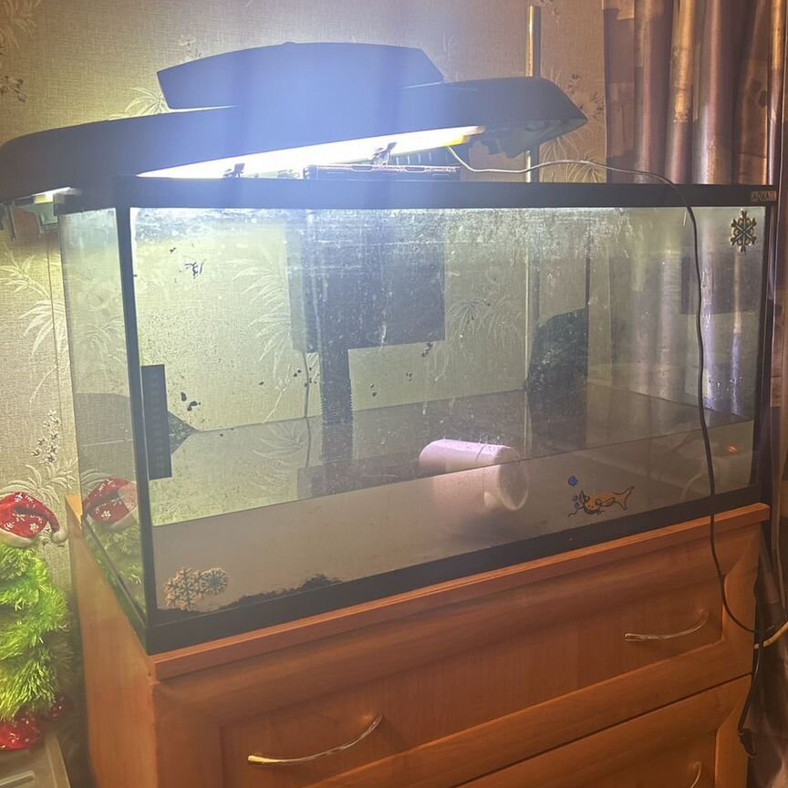 Аквариум для рыбок бу