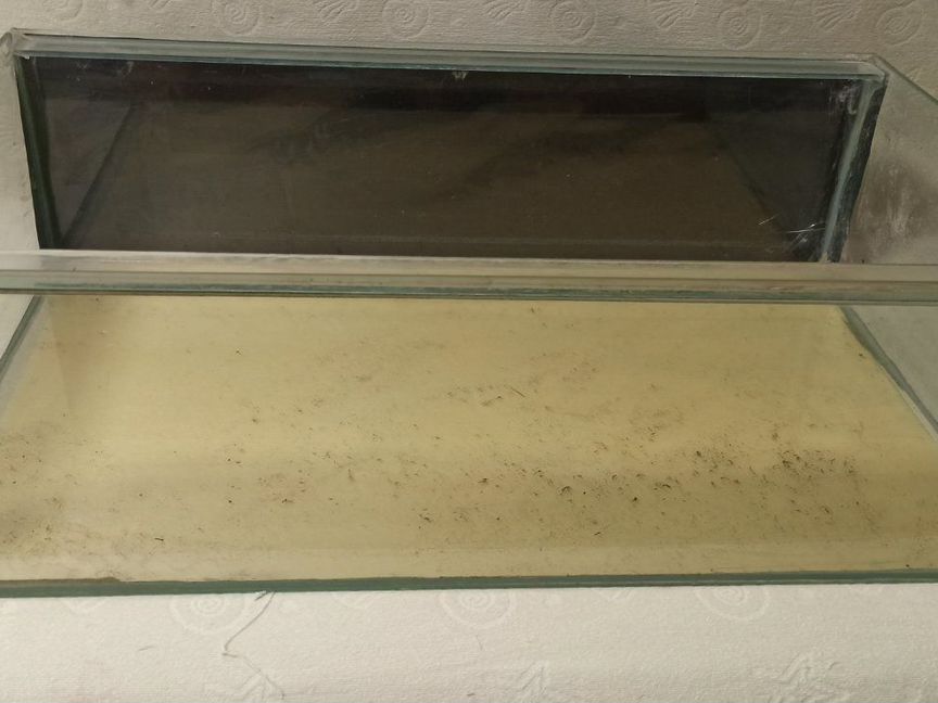 Стойку с аквариумами