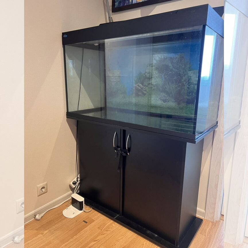 Аквариум 260 литров с тумбой
