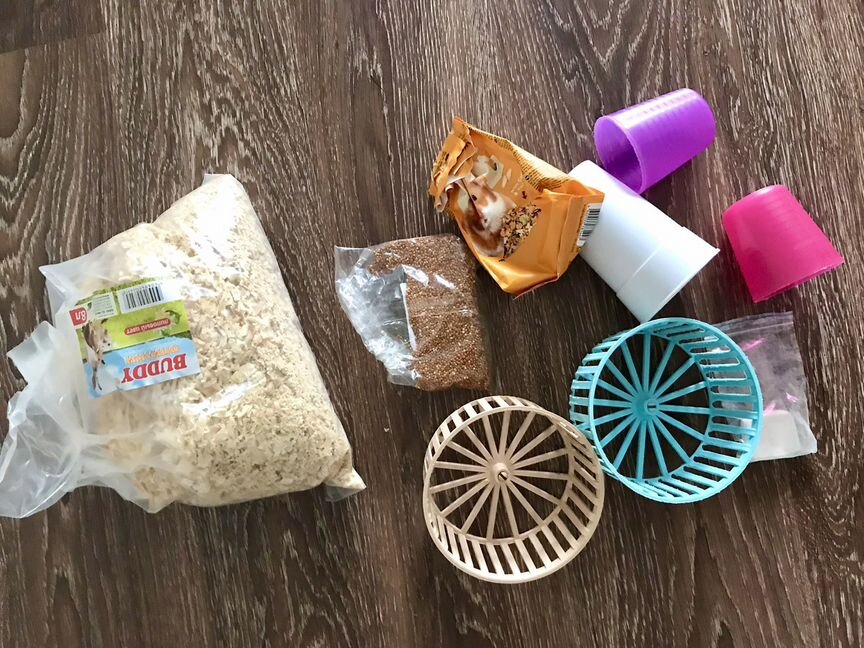 Принадлежности для хомяка