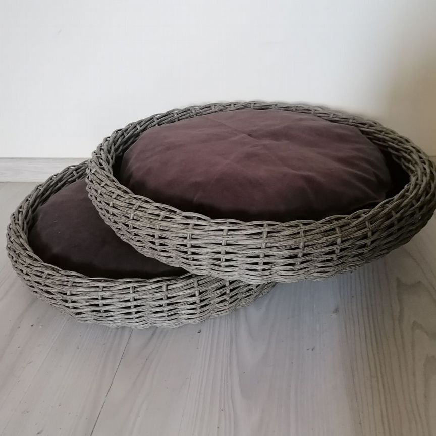 Лежанка для животных из ротанга