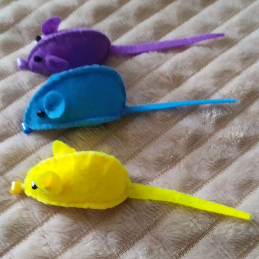 Игрушки для кошек