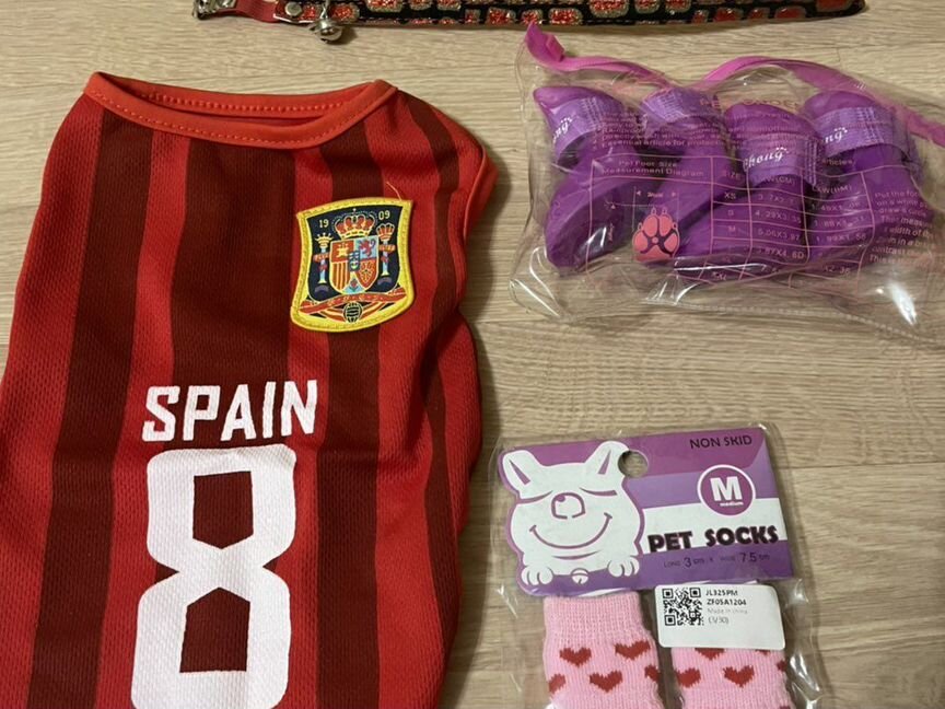 Майка,носки,сапожки,ошейник для собачки или кошки