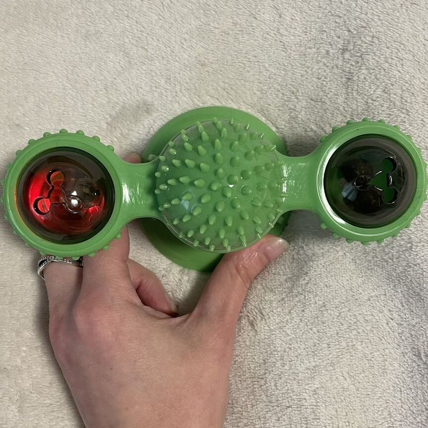 Игрушки для кошек