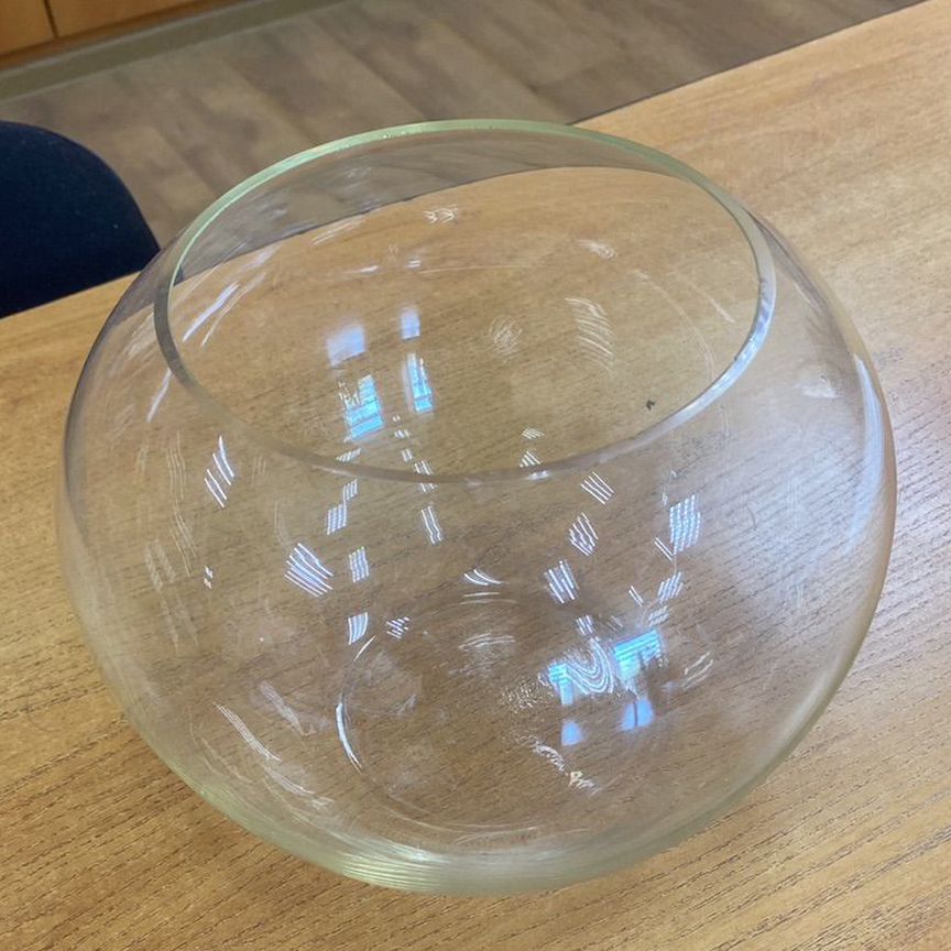 Аквариум для маленькой рыбки