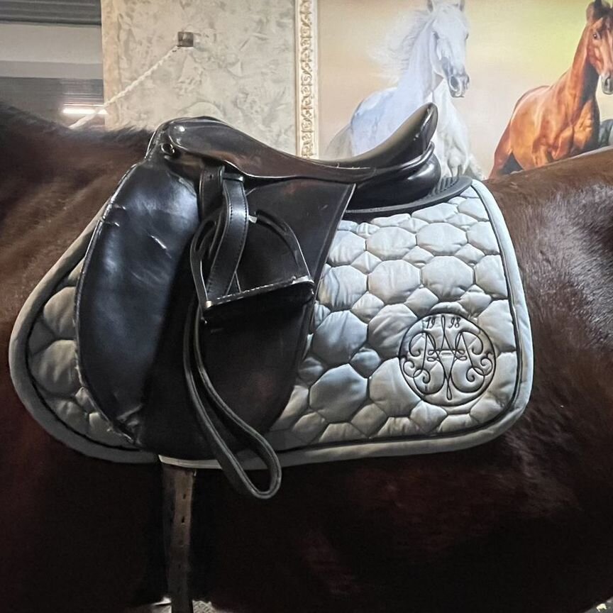 Седло для лошади бу