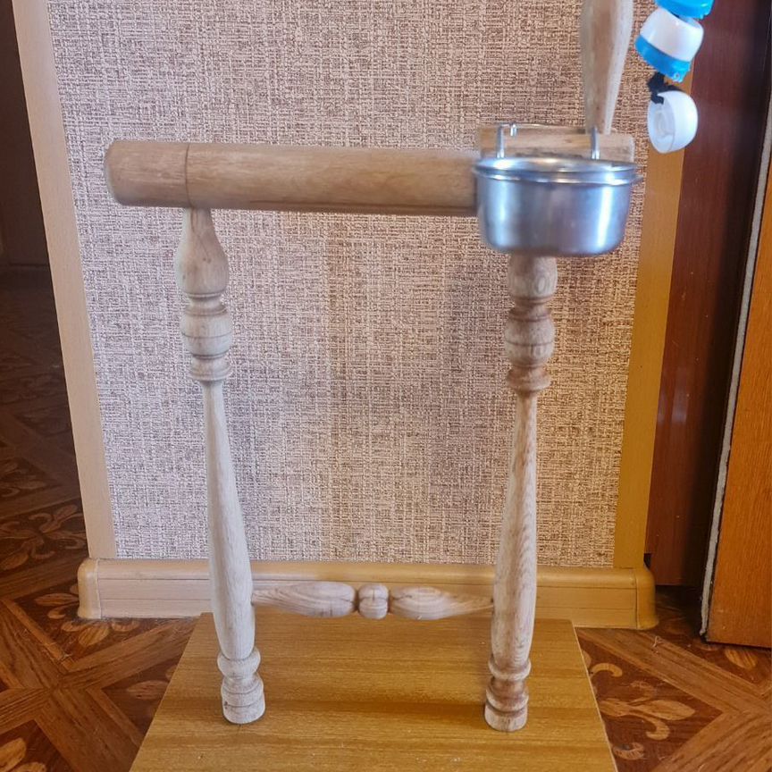 Присест для попугая