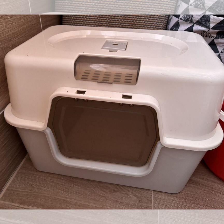 Лоток для кошки/ собаки закрытый