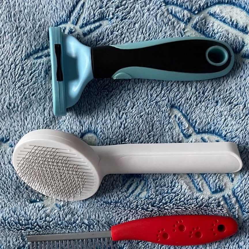 Расчески для кошек/котов