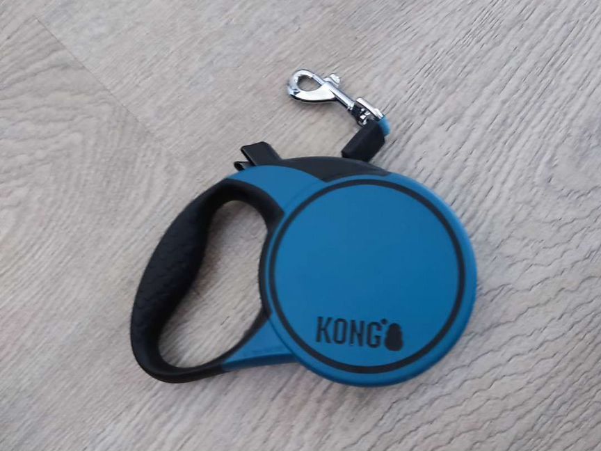 Рулетка для собак Kong