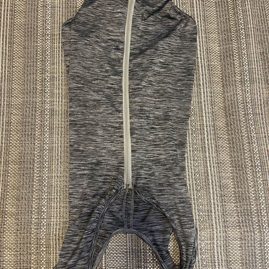 Одежда для крупных собак