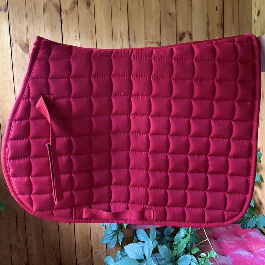 Красный конкурный вальтрап horze