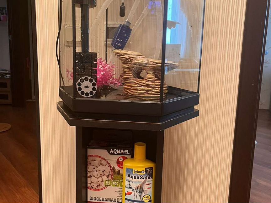 Аквариум Aquael 60 литров с тумбой и фильтром