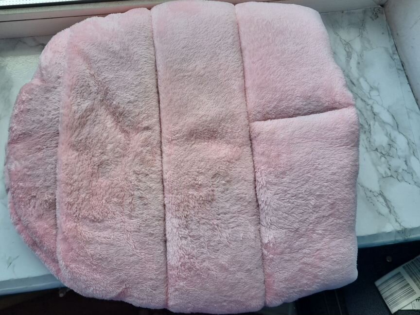 Лежанка для кошек