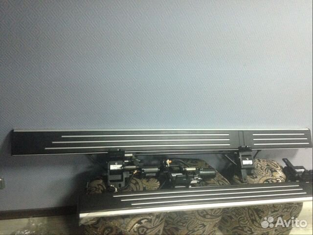 Выдвижные пороги подножки Range Rover Vogue купить в Москве по низкой ...