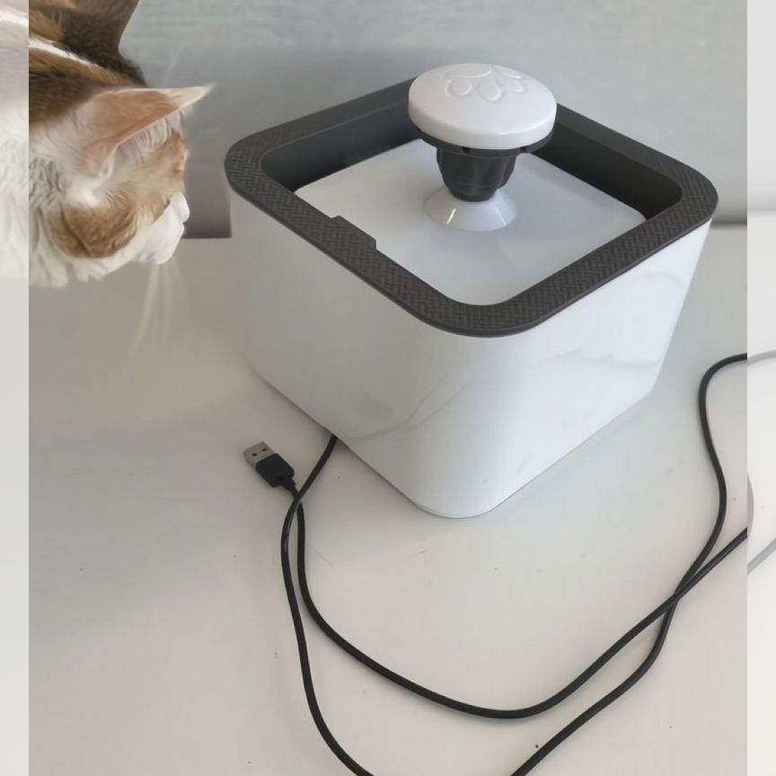 Поилка для кошек
