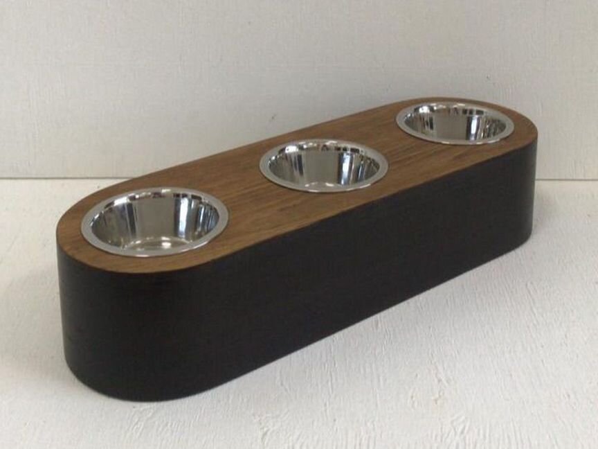 Подставка под миски для собак и кошек