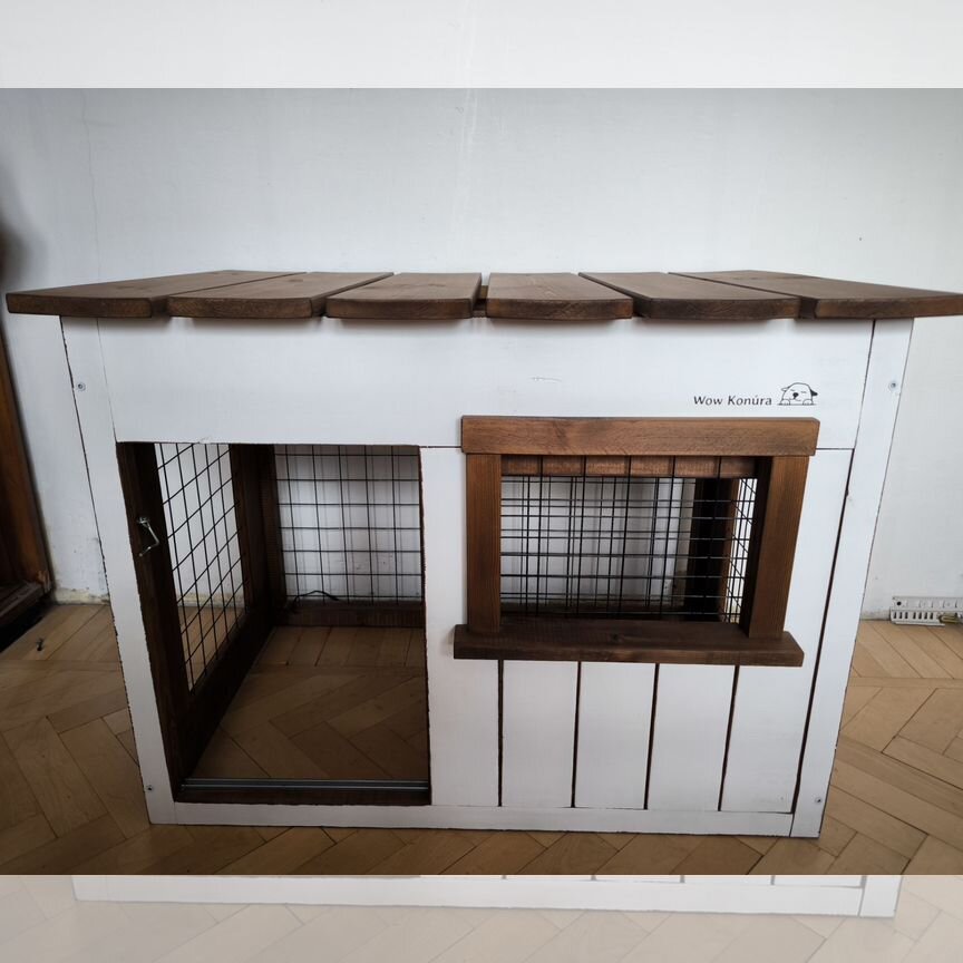 Дом деревянный для собаки