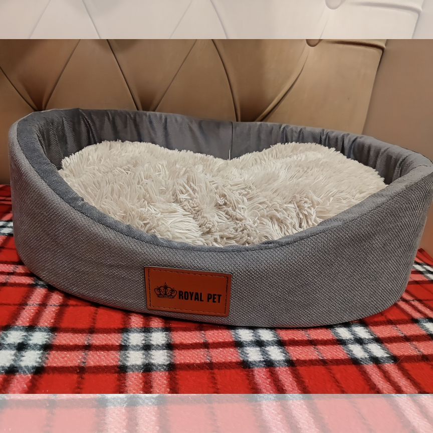 Лежанка для кошек или маленьких собак